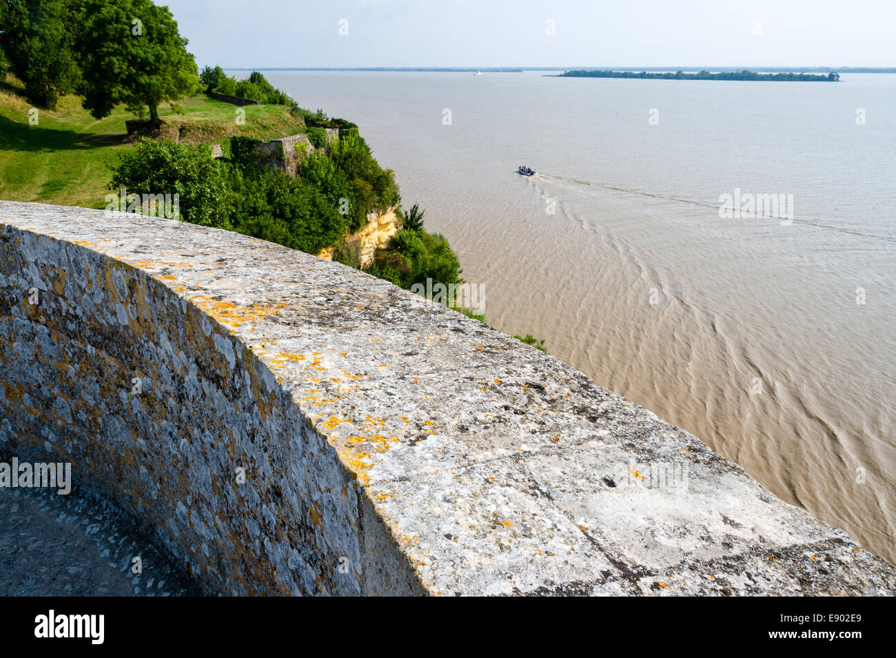 Blaye old town hi-res stock photography and images - Alamy