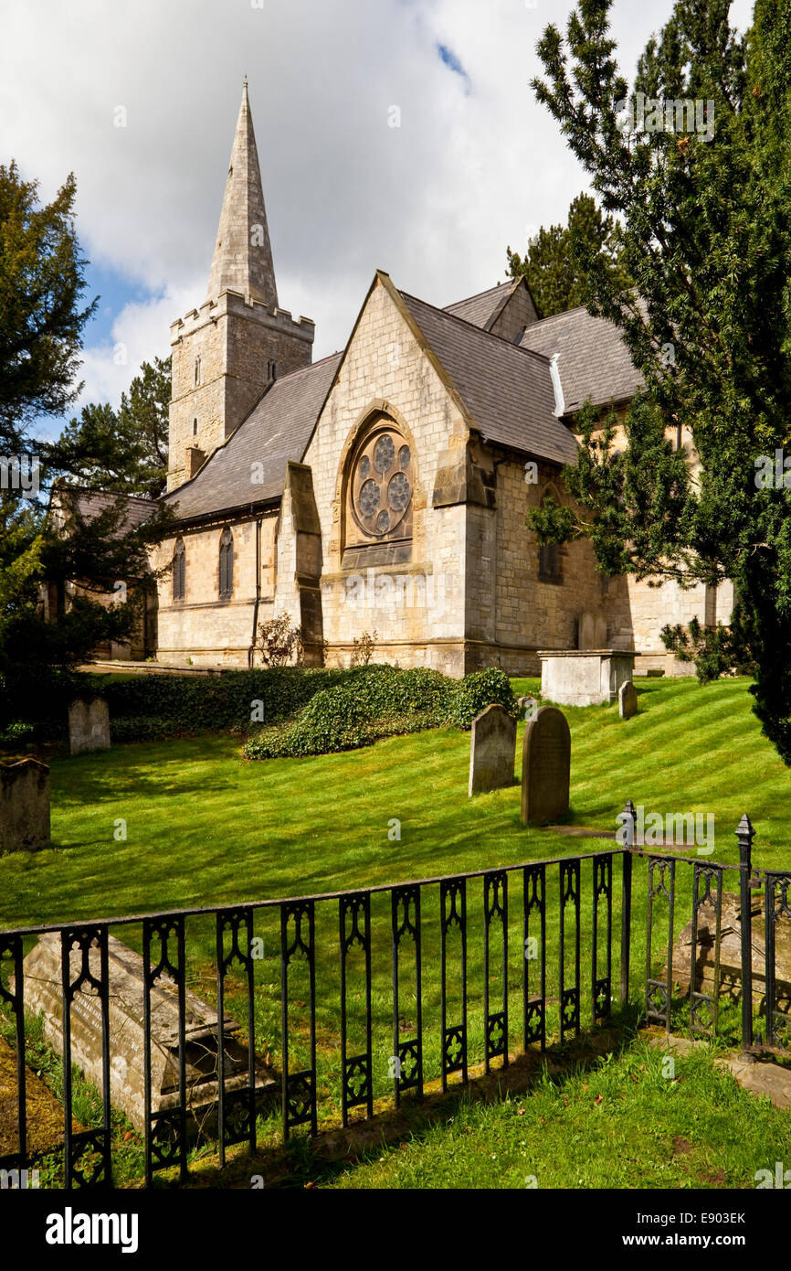 St bartholomew's parish church hi-res stock photography and images - Alamy