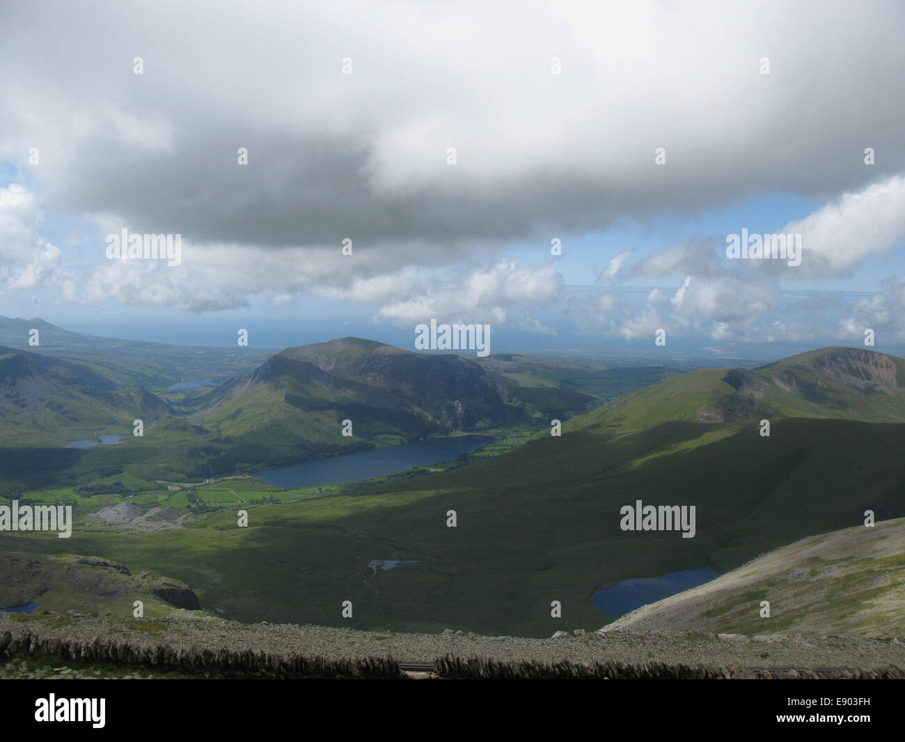 Mount Snowdon mountain view on a day with cloudy skies Stock Photo - Alamy
