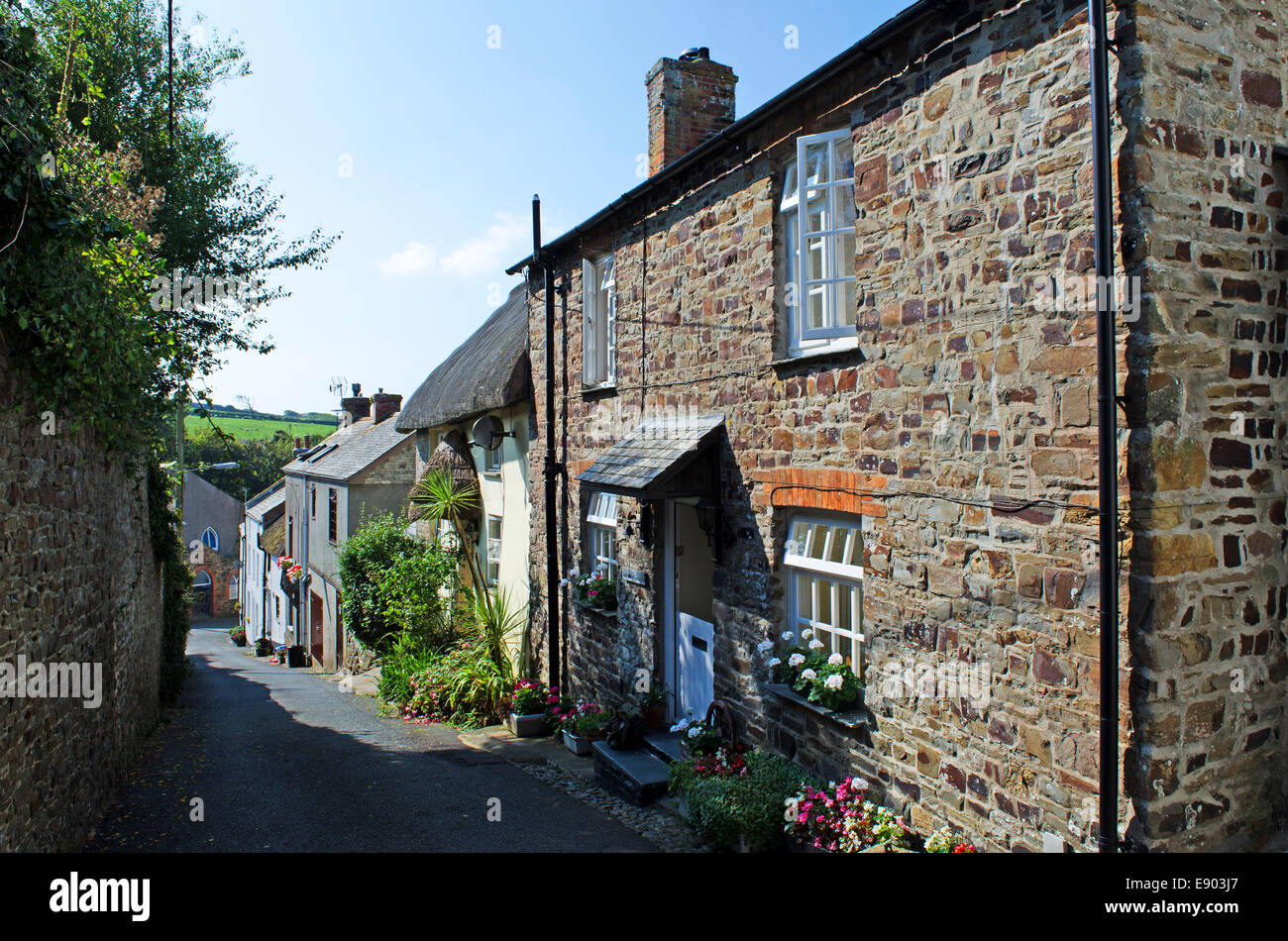 Traditional cottages in the historic town of Stratton, Cornwall, UK ...