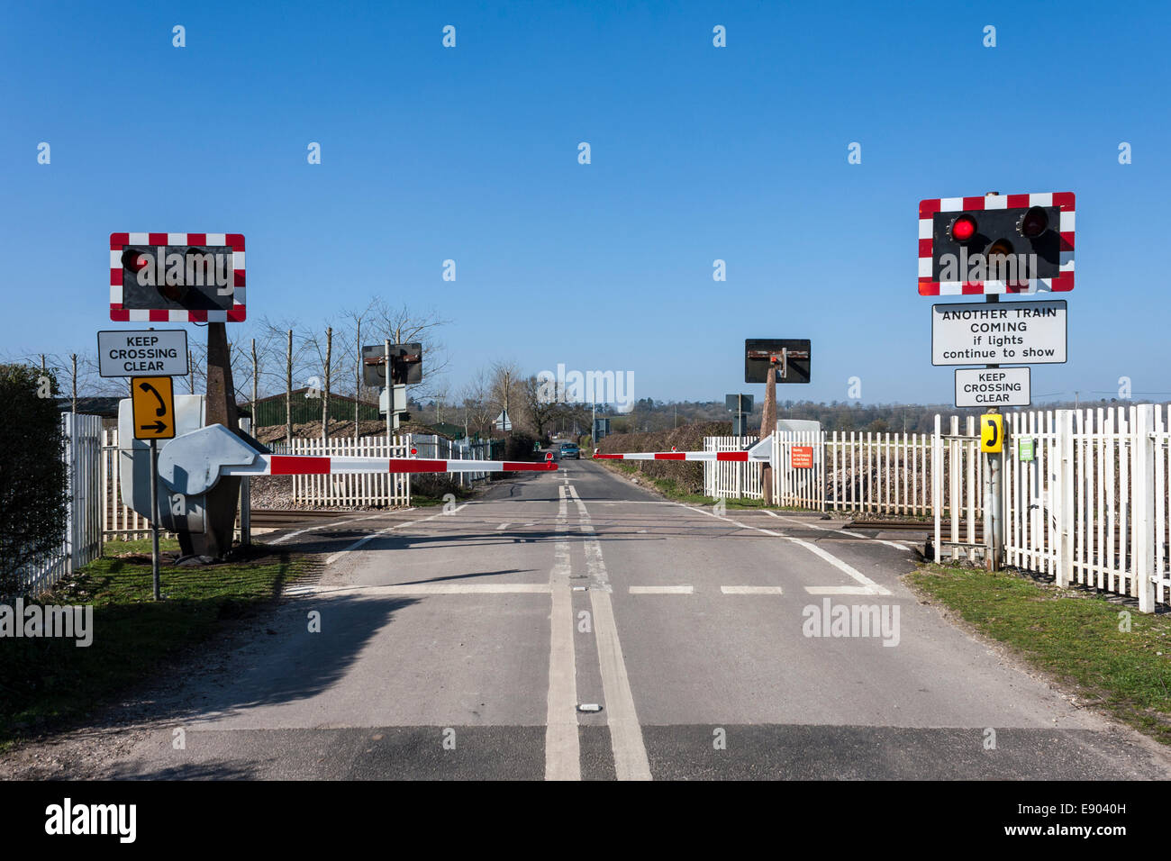 The closed level crossing at Ufton Nervet, Berkshire, England, UK Stock ...