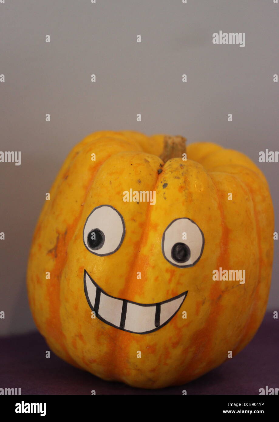 Smiley veggie hi-res stock photography and images - Alamy