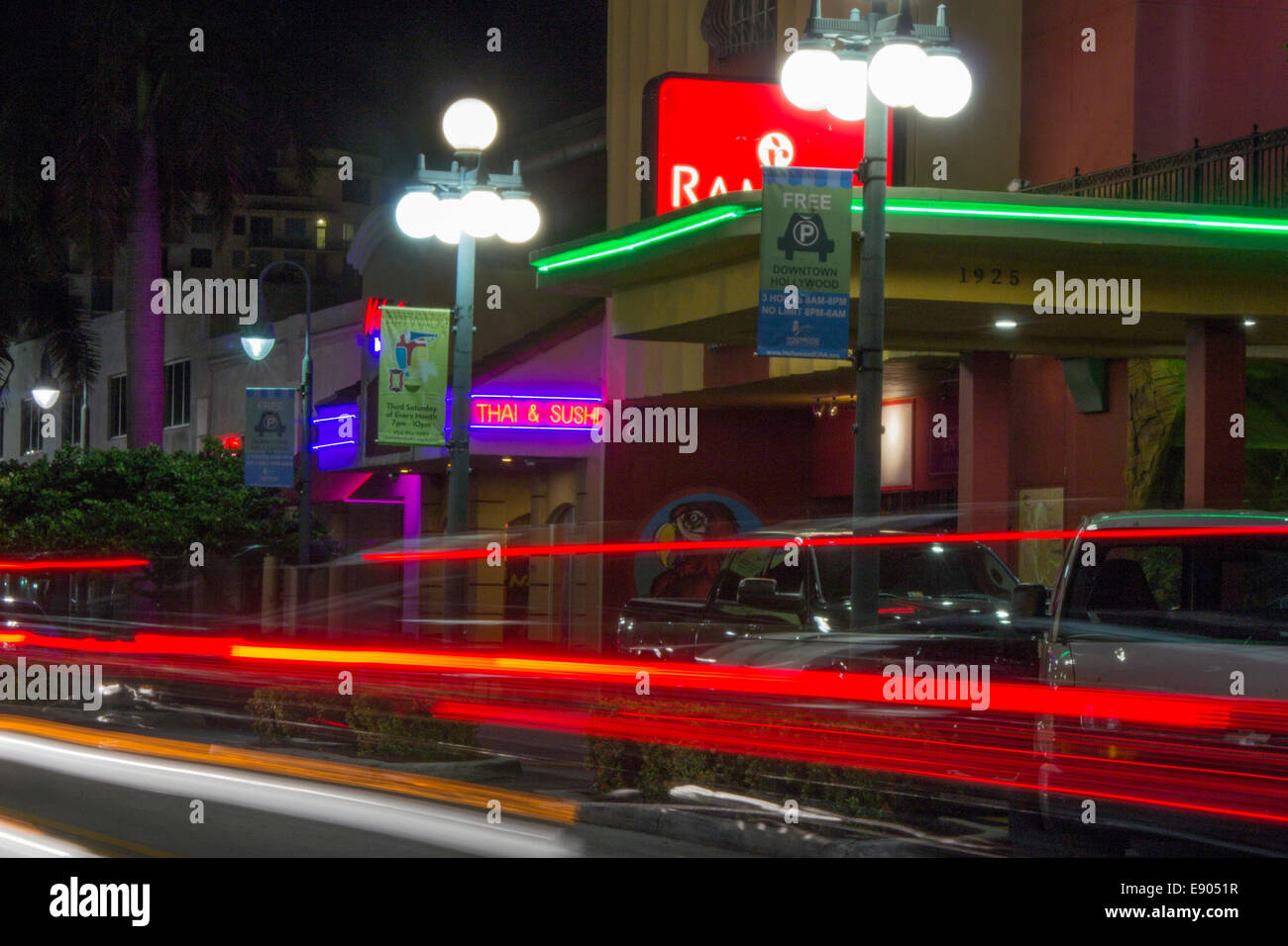 Traffic lighting up Harrison Ave in Hollywood, Florida Stock Photo - Alamy