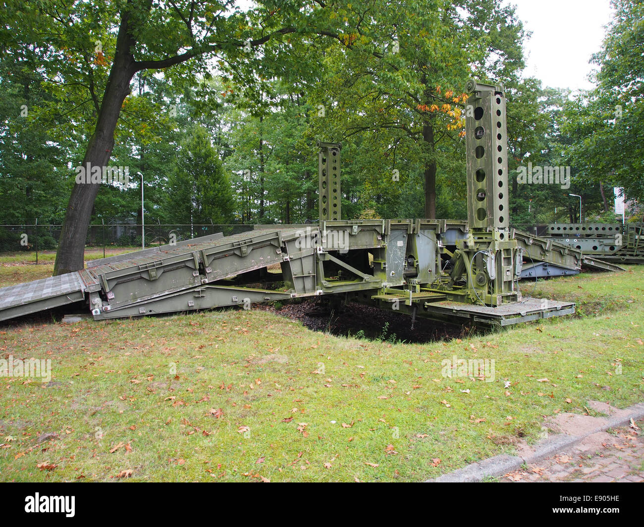 A photo of a 1976 MGB bridge pillar from the Geniemuseum in Vught ...