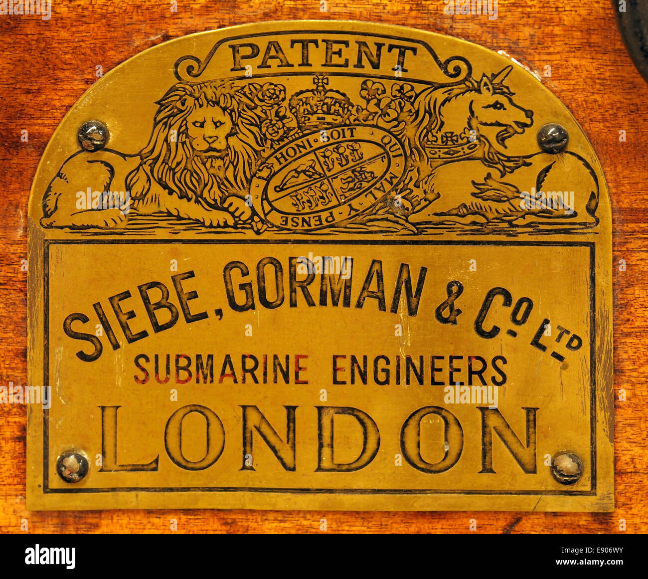 Siebe, Gorman & Co ltd, Submarine engineers, London, logo, Geniemuseum ...
