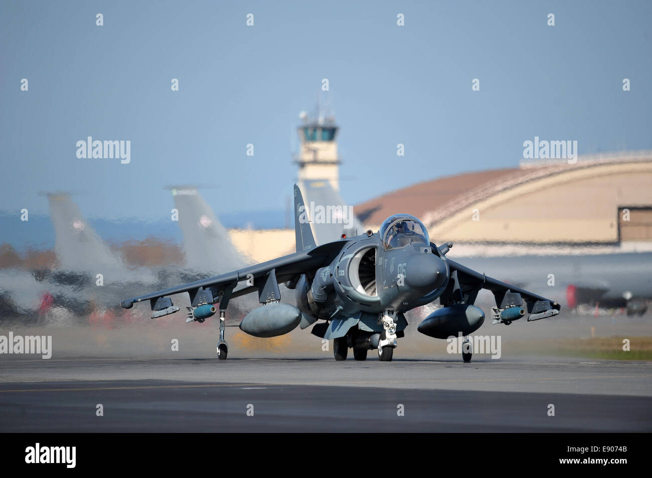 Harrier ii hi-res stock photography and images - Alamy