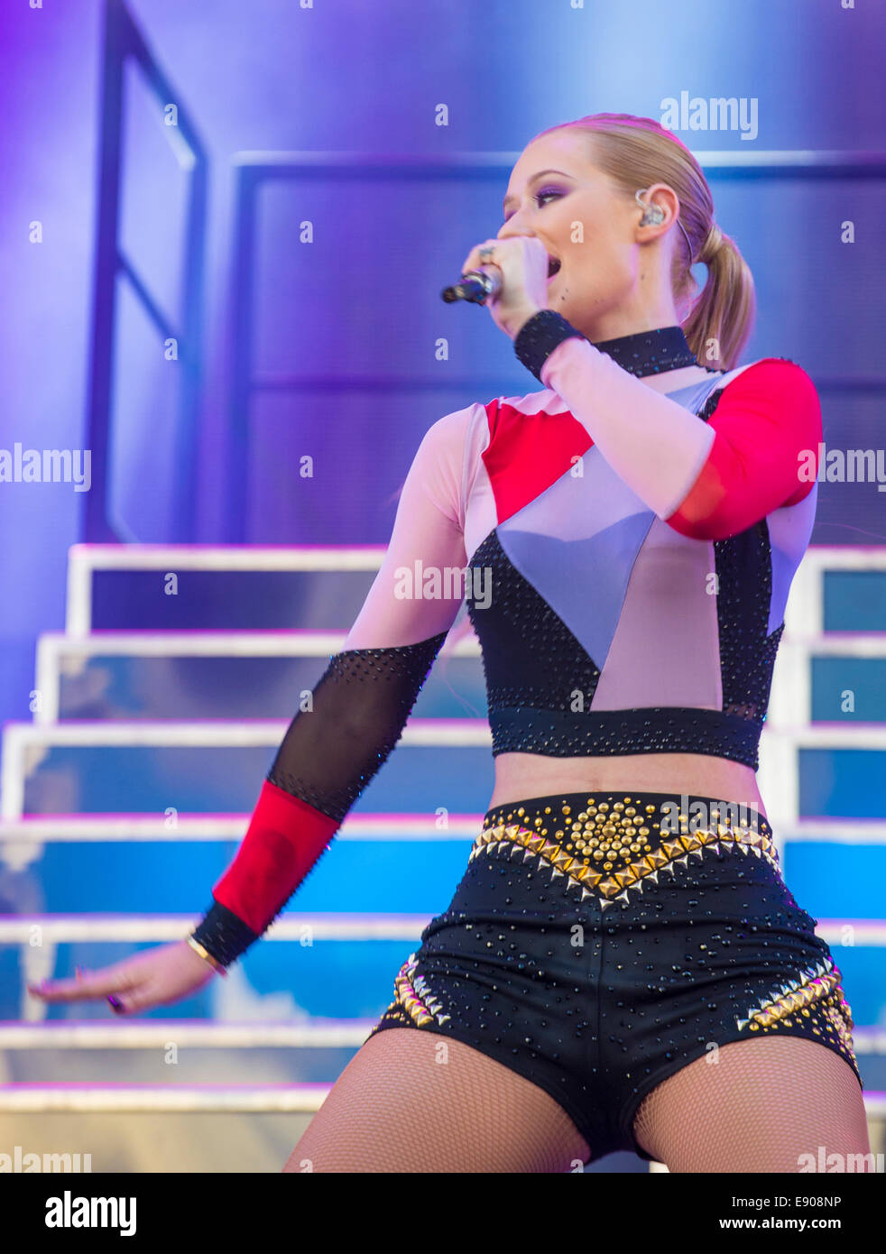 Rapper Iggy Azalea performs on stage at the 2014 iHeartRadio Music ...