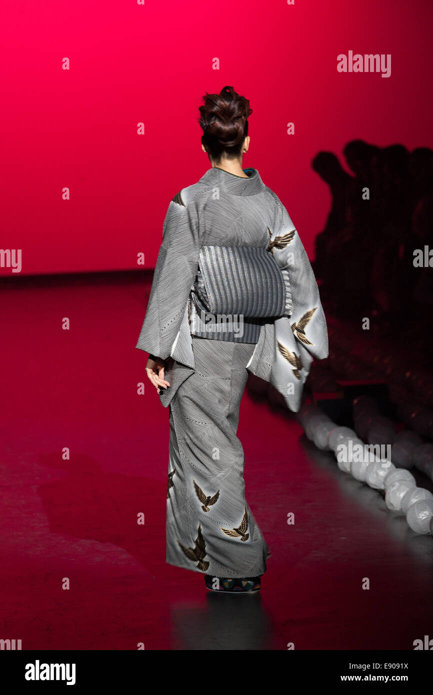 Tokyo, Japan. 16th Oct, 2014. JOTARO SAITO Spring/Summer 2015 - Tokyo ...