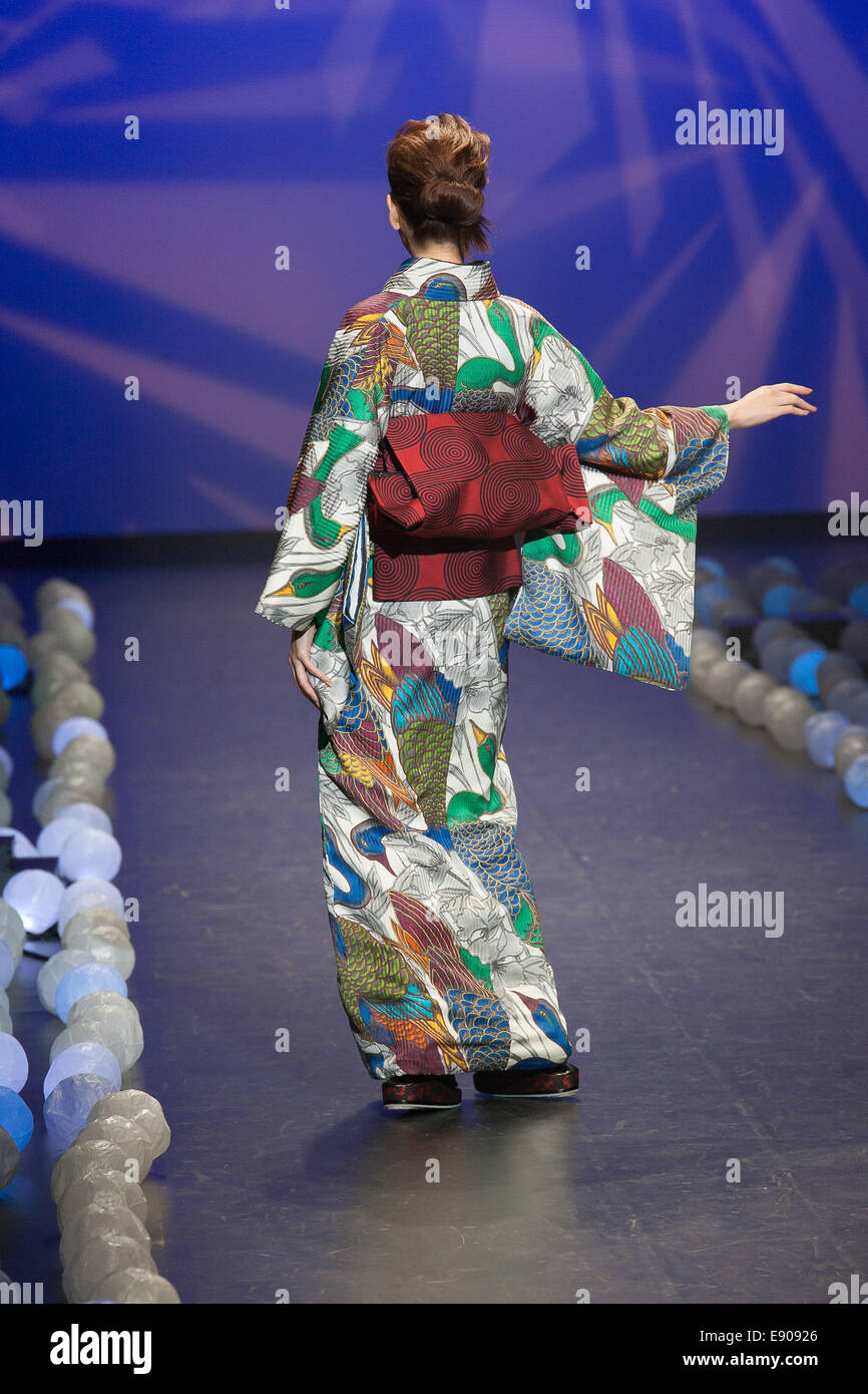 Tokyo, Japan. 16th Oct, 2014. JOTARO SAITO Spring/Summer 2015 - Tokyo ...