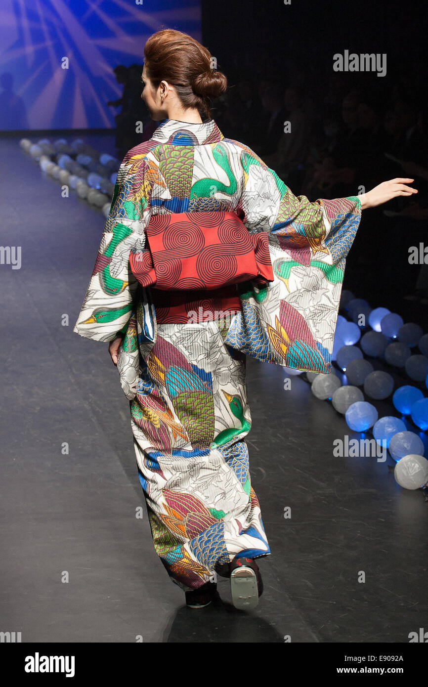 Tokyo, Japan. 16th Oct, 2014. JOTARO SAITO Spring/Summer 2015 - Tokyo ...