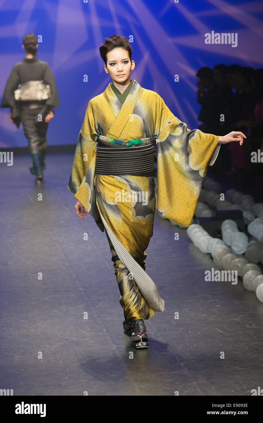 Tokyo, Japan. 16th Oct, 2014. JOTARO SAITO Spring/Summer 2015 - Tokyo ...