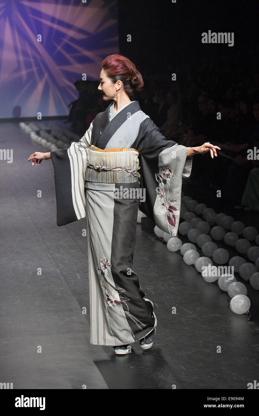 Tokyo, Japan. 16th Oct, 2014. JOTARO SAITO Spring/Summer 2015 - Tokyo ...