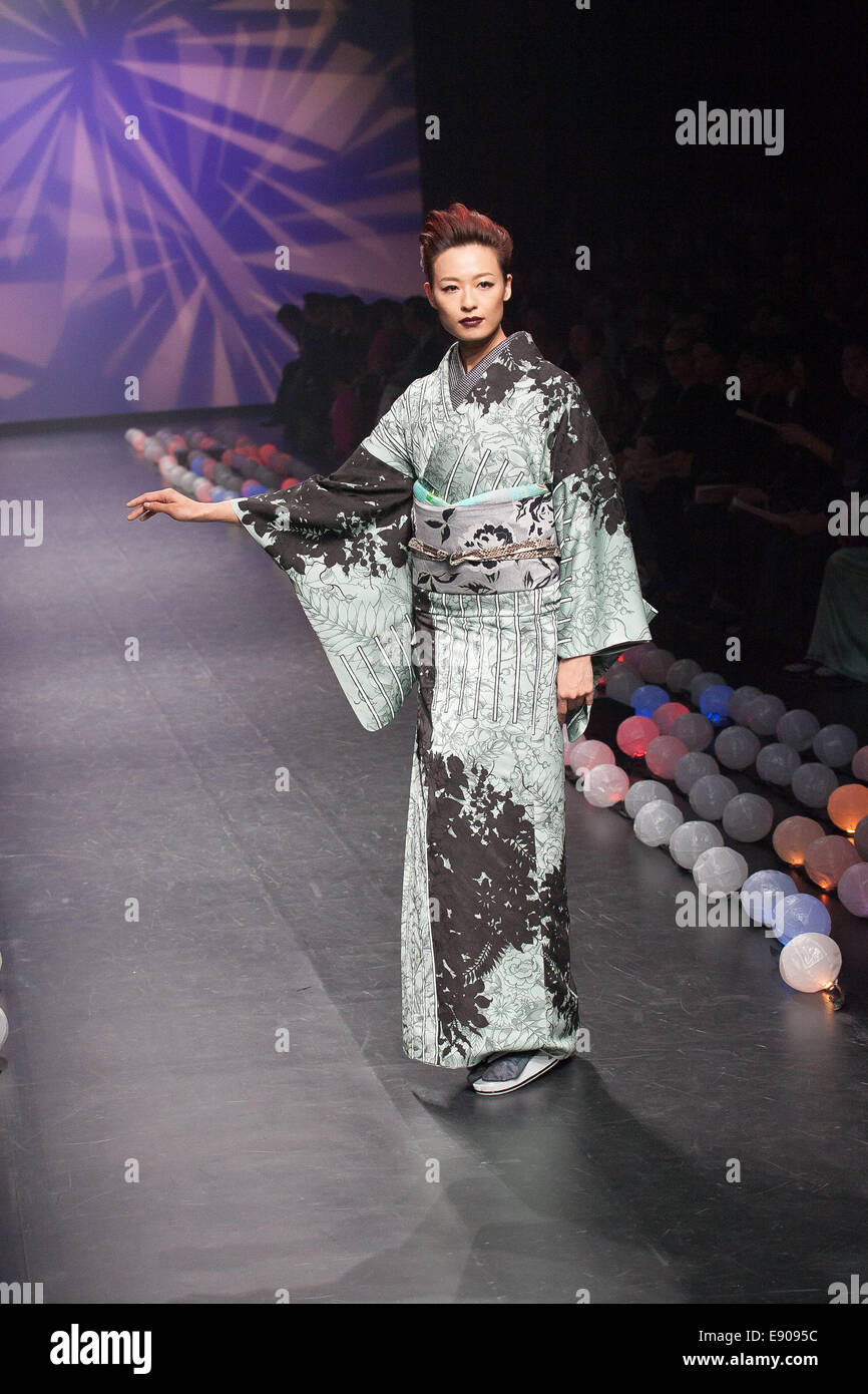 Tokyo, Japan. 16th Oct, 2014. JOTARO SAITO Spring/Summer 2015 - Tokyo ...