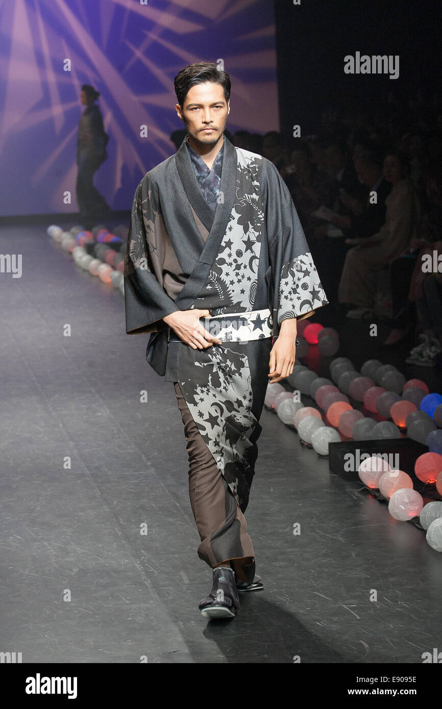 Tokyo, Japan. 16th Oct, 2014. JOTARO SAITO Spring/Summer 2015 - Tokyo ...