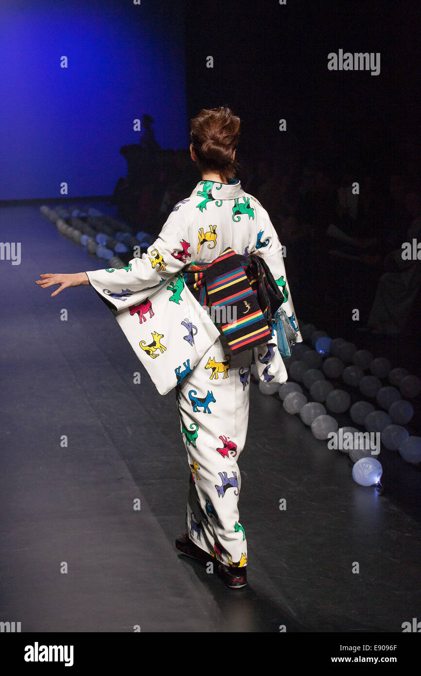 Tokyo, Japan. 16th Oct, 2014. JOTARO SAITO Spring/Summer 2015 - Tokyo ...