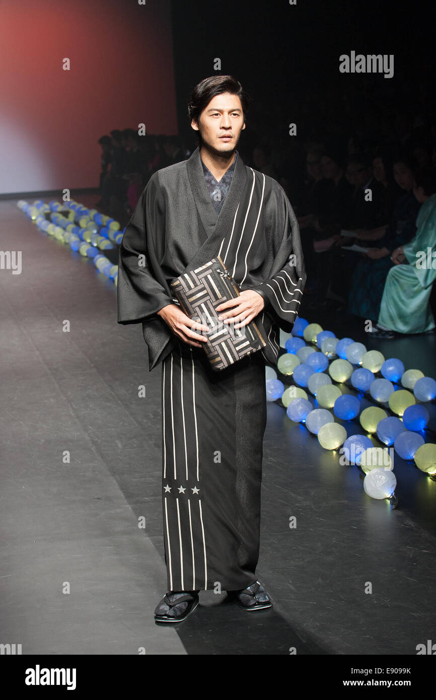 Tokyo, Japan. 16th Oct, 2014. JOTARO SAITO Spring/Summer 2015 - Tokyo ...