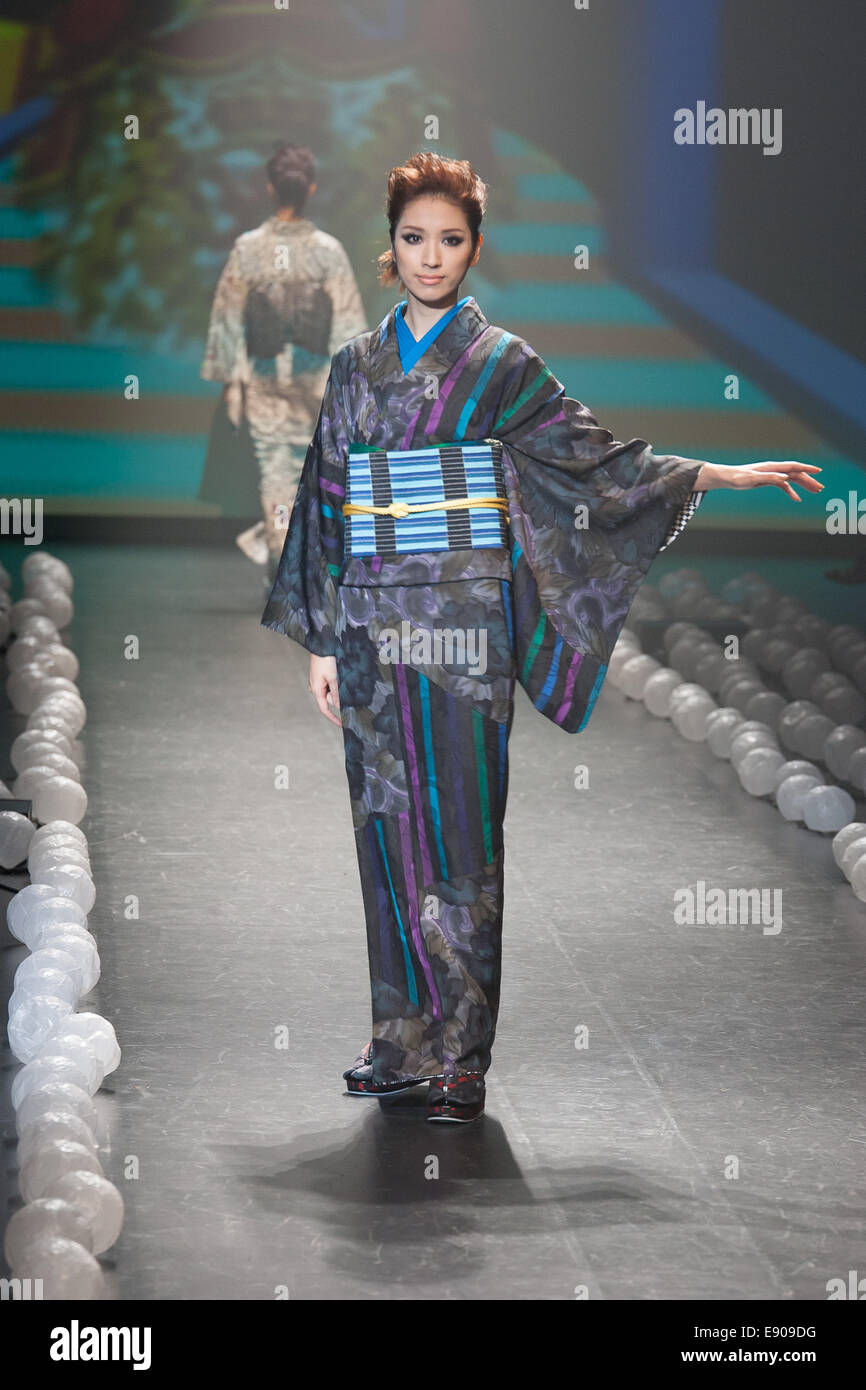 Tokyo, Japan. 16th Oct, 2014. JOTARO SAITO Spring/Summer 2015 - Tokyo ...