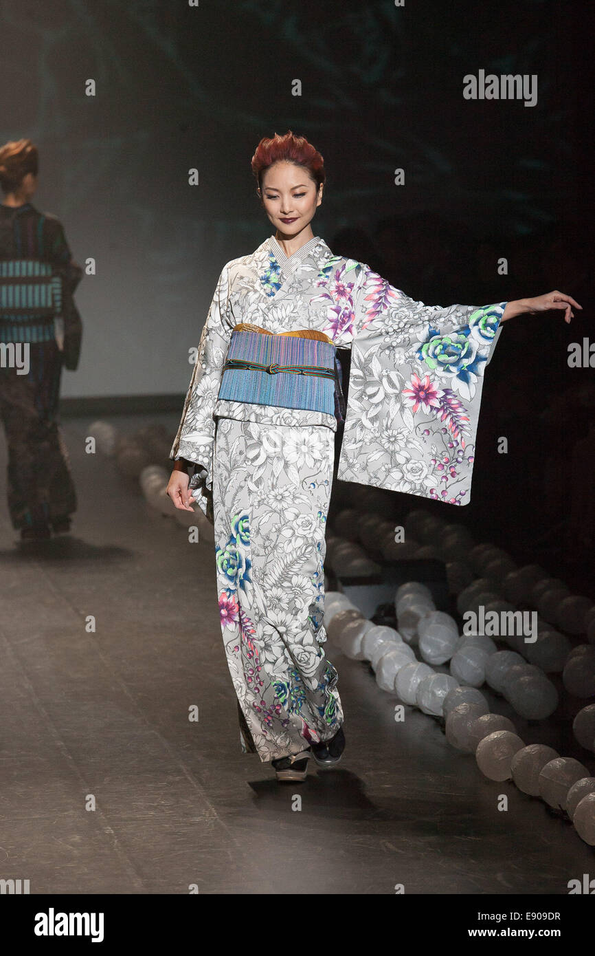 Tokyo, Japan. 16th Oct, 2014. JOTARO SAITO Spring/Summer 2015 - Tokyo ...