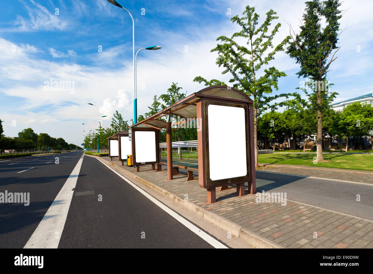 Empty billboard poster hi-res stock photography and images - Alamy
