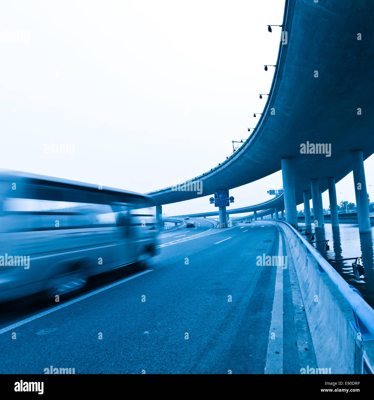 Architecture viaduct expressway hi-res stock photography and images - Alamy