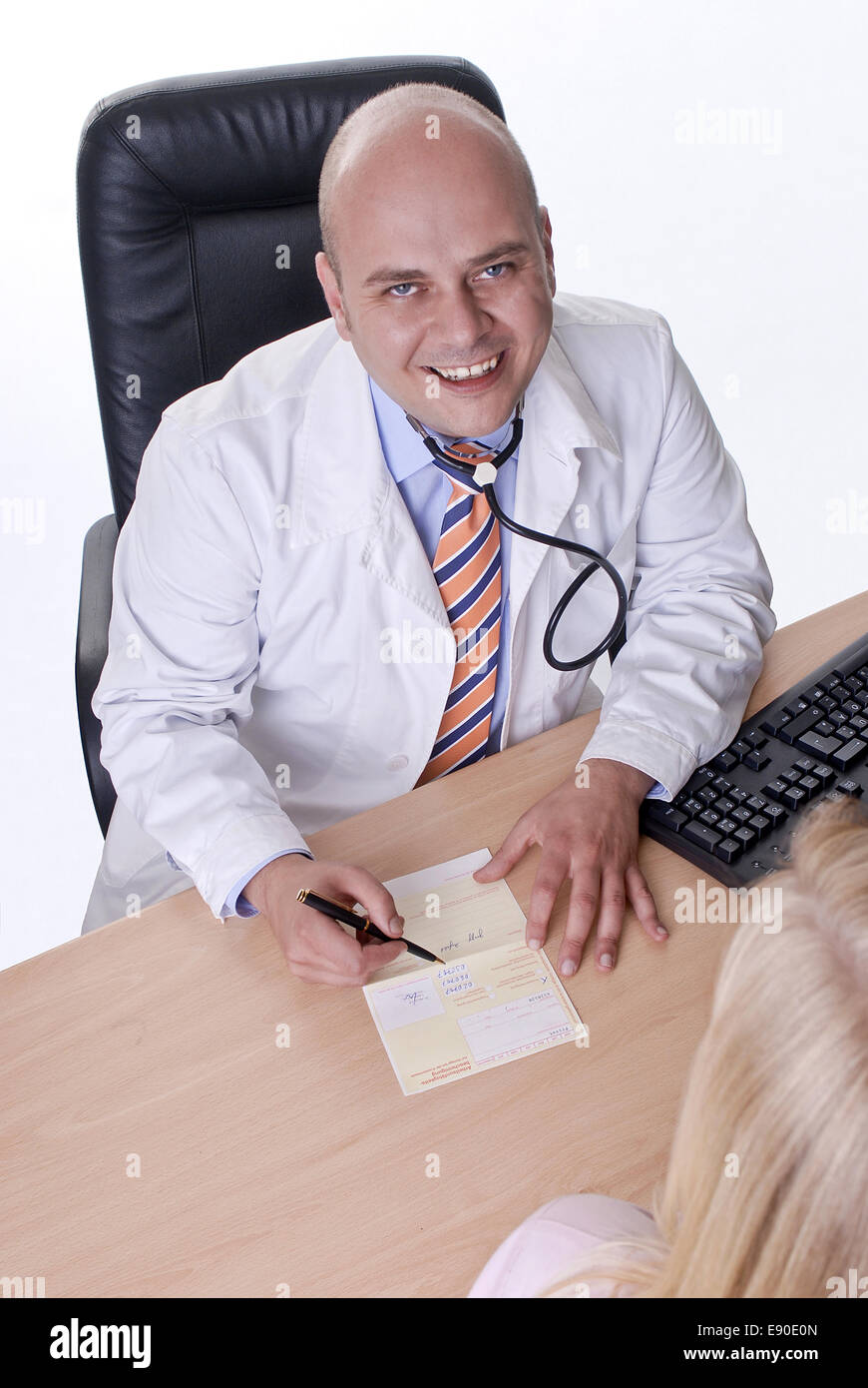 Doctor patient consultation hi-res stock photography and images - Alamy