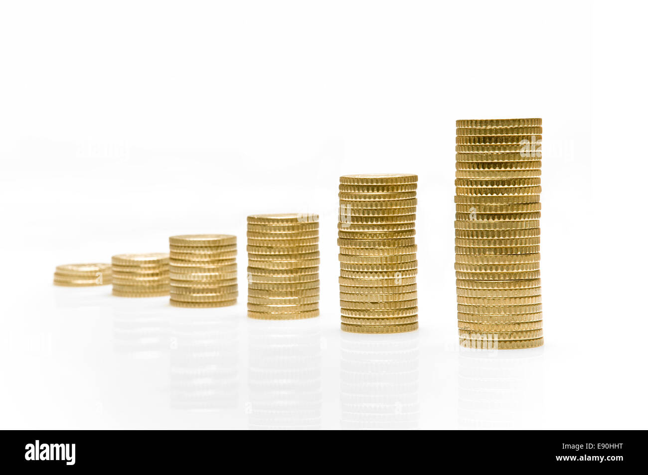 Haufen geld hi-res stock photography and images - Alamy