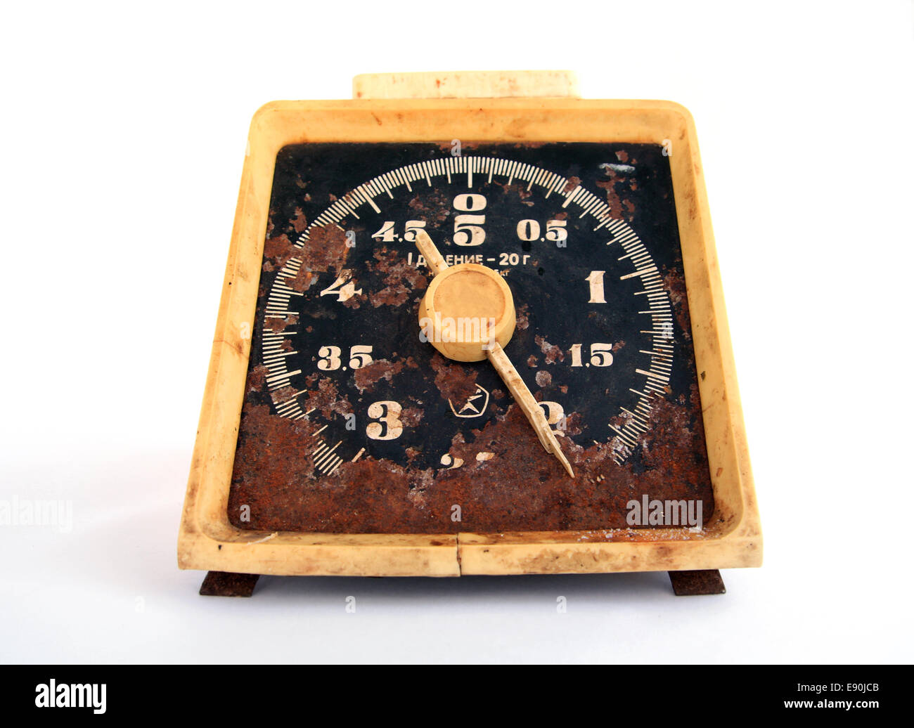 Old fashioned balance scales hi-res stock photography and images - Alamy