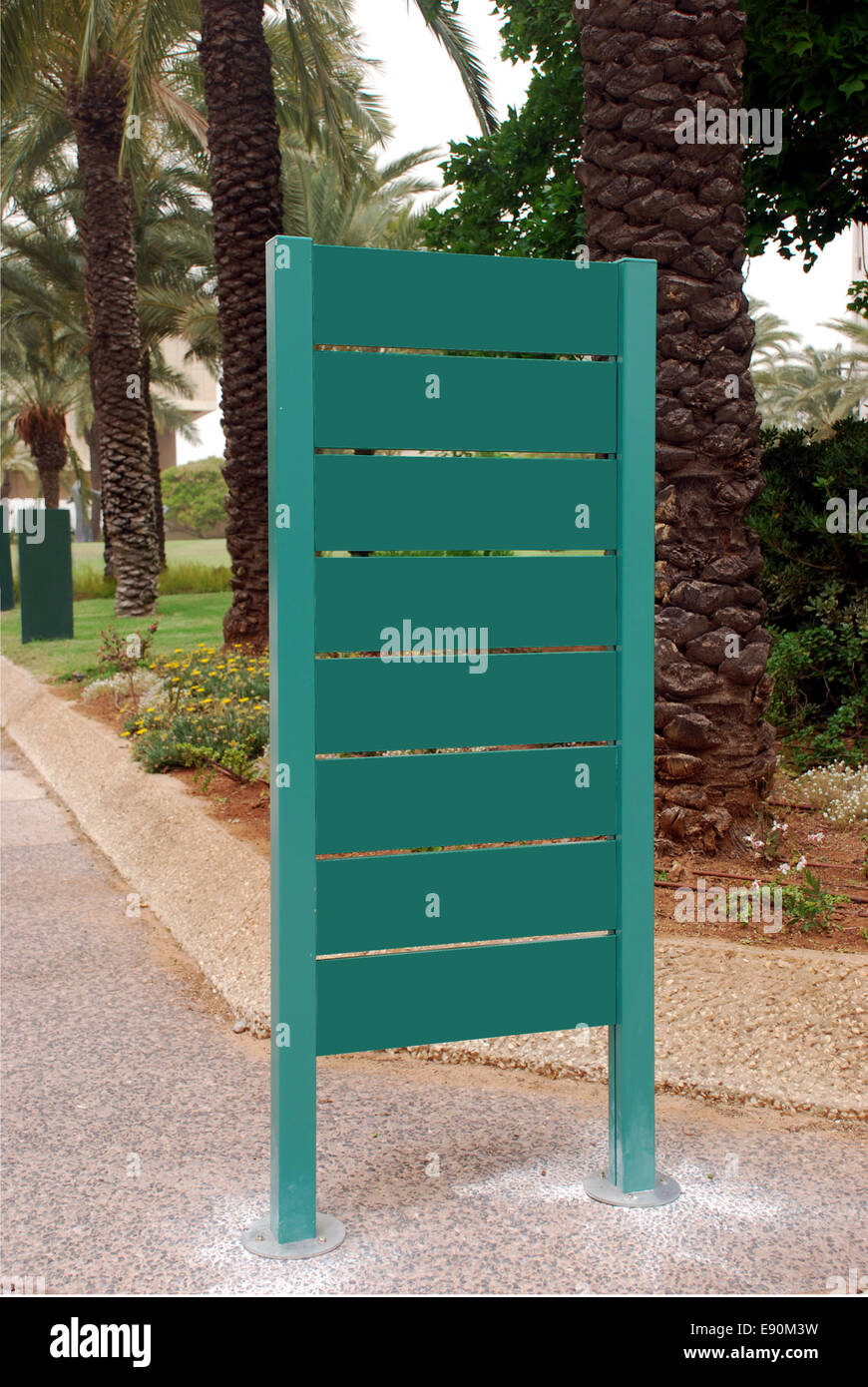 blank green sign with a copy space area Stock Photo - Alamy