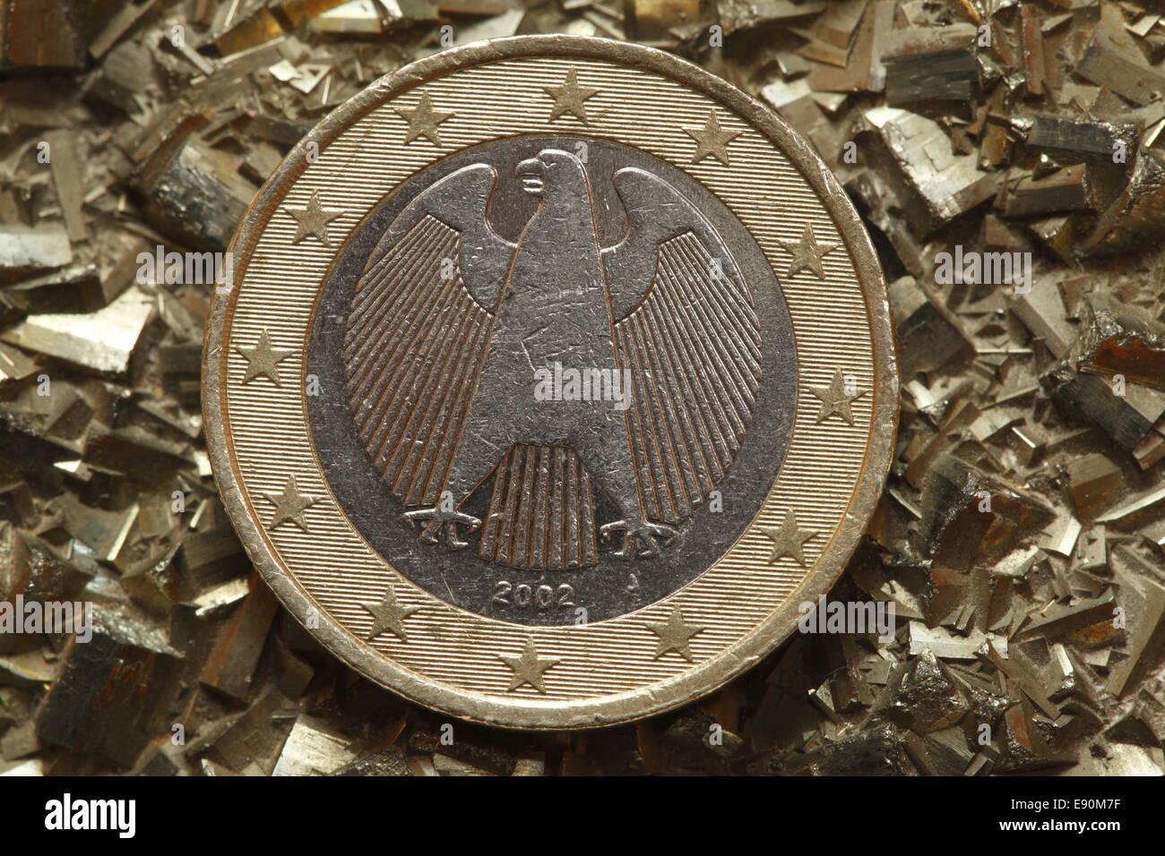 Geld einsammeln hi-res stock photography and images - Alamy