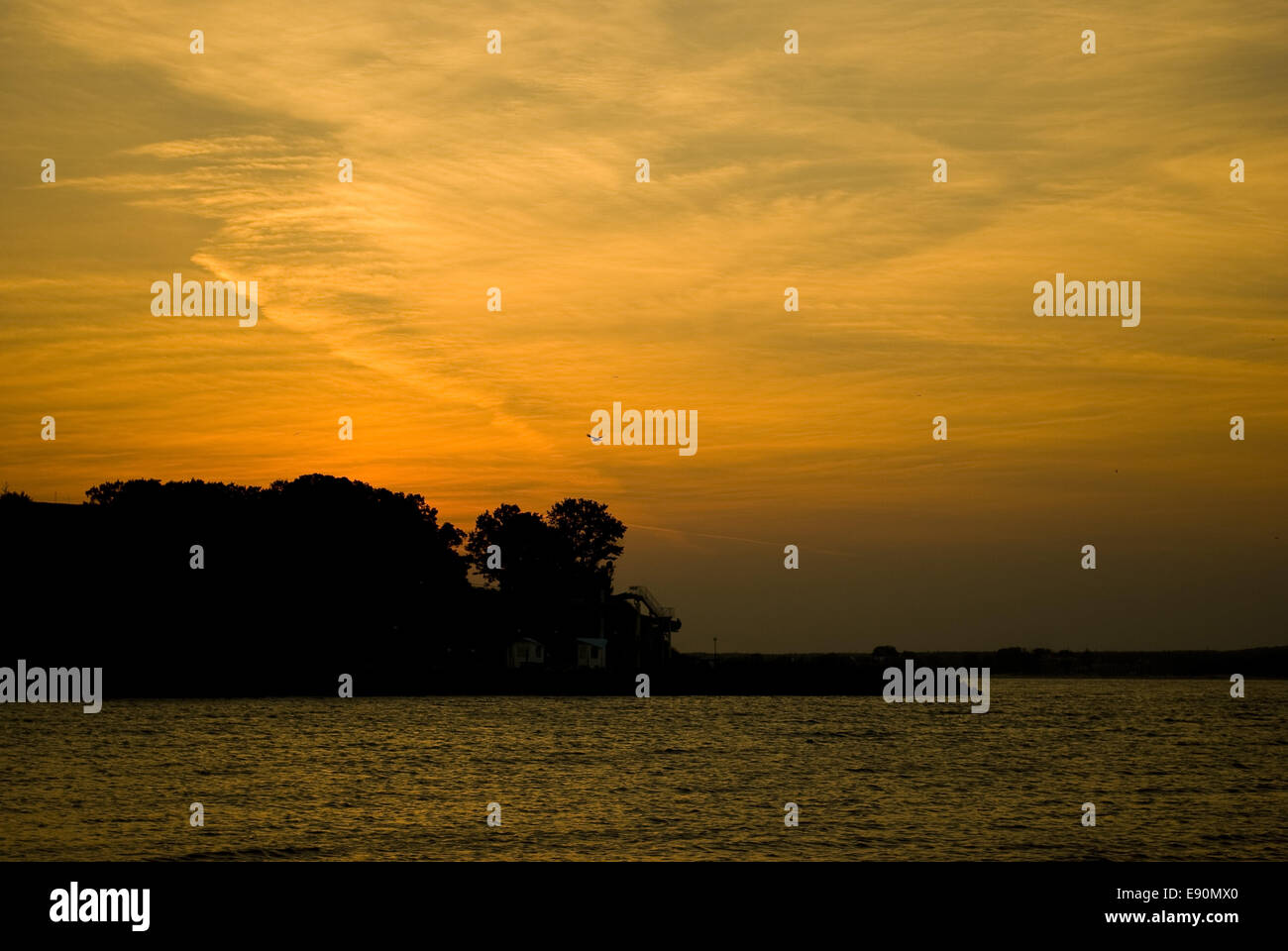 Red cloud golden top hi-res stock photography and images - Alamy