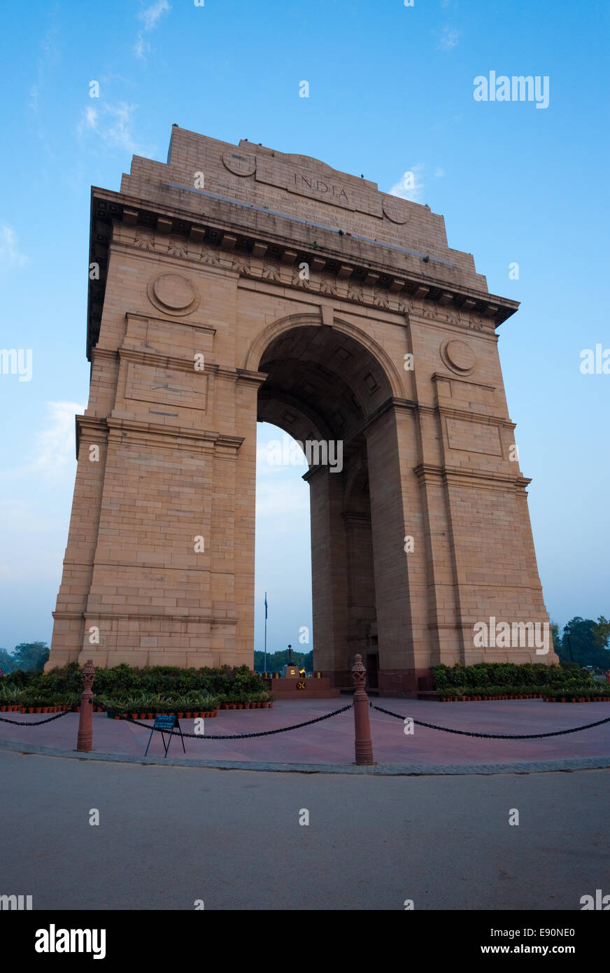 India gate sunset hi-res stock photography and images - Alamy