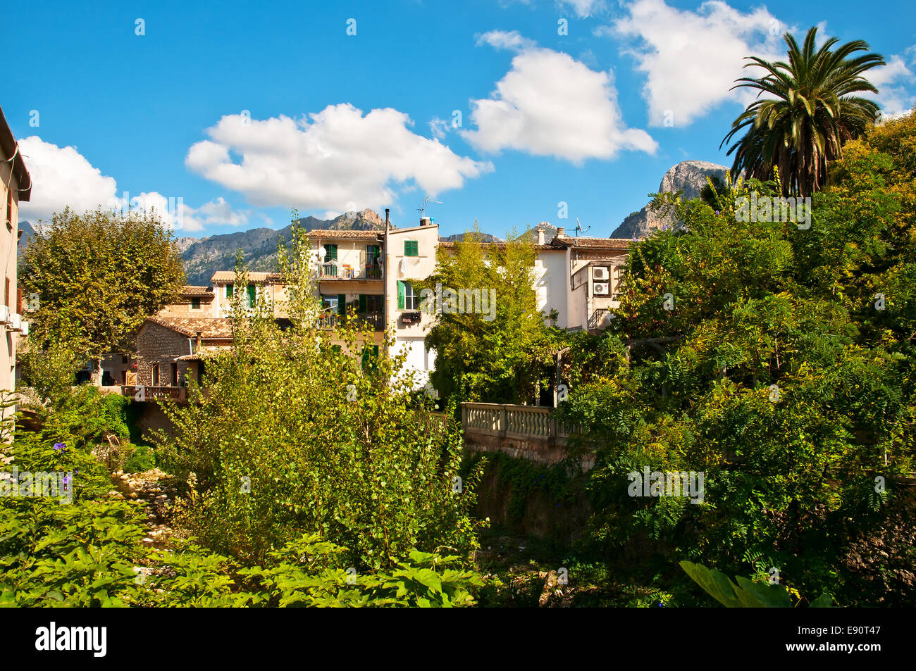 Mediterranean village hi-res stock photography and images - Alamy