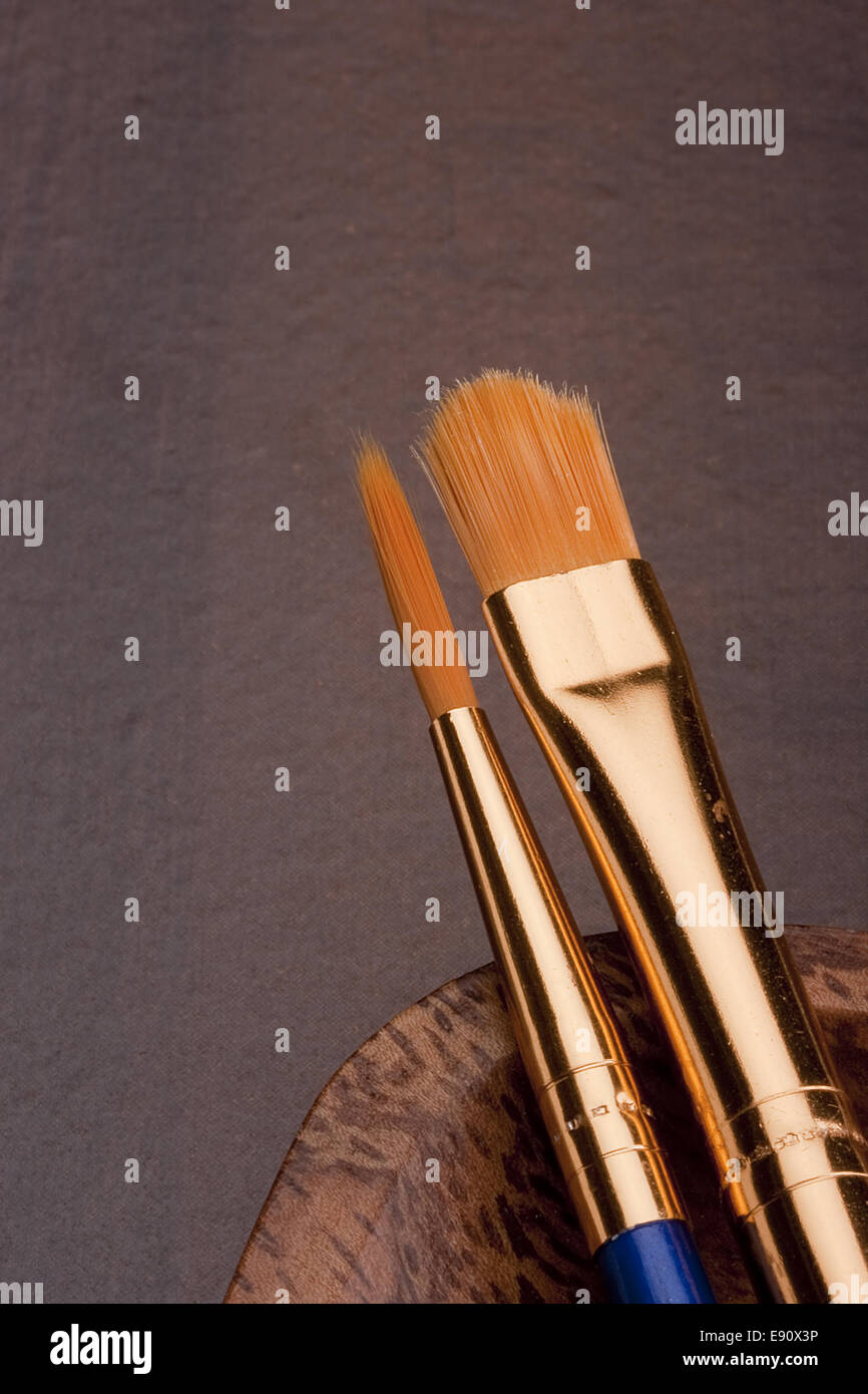 Fine brushes hi-res stock photography and images - Alamy