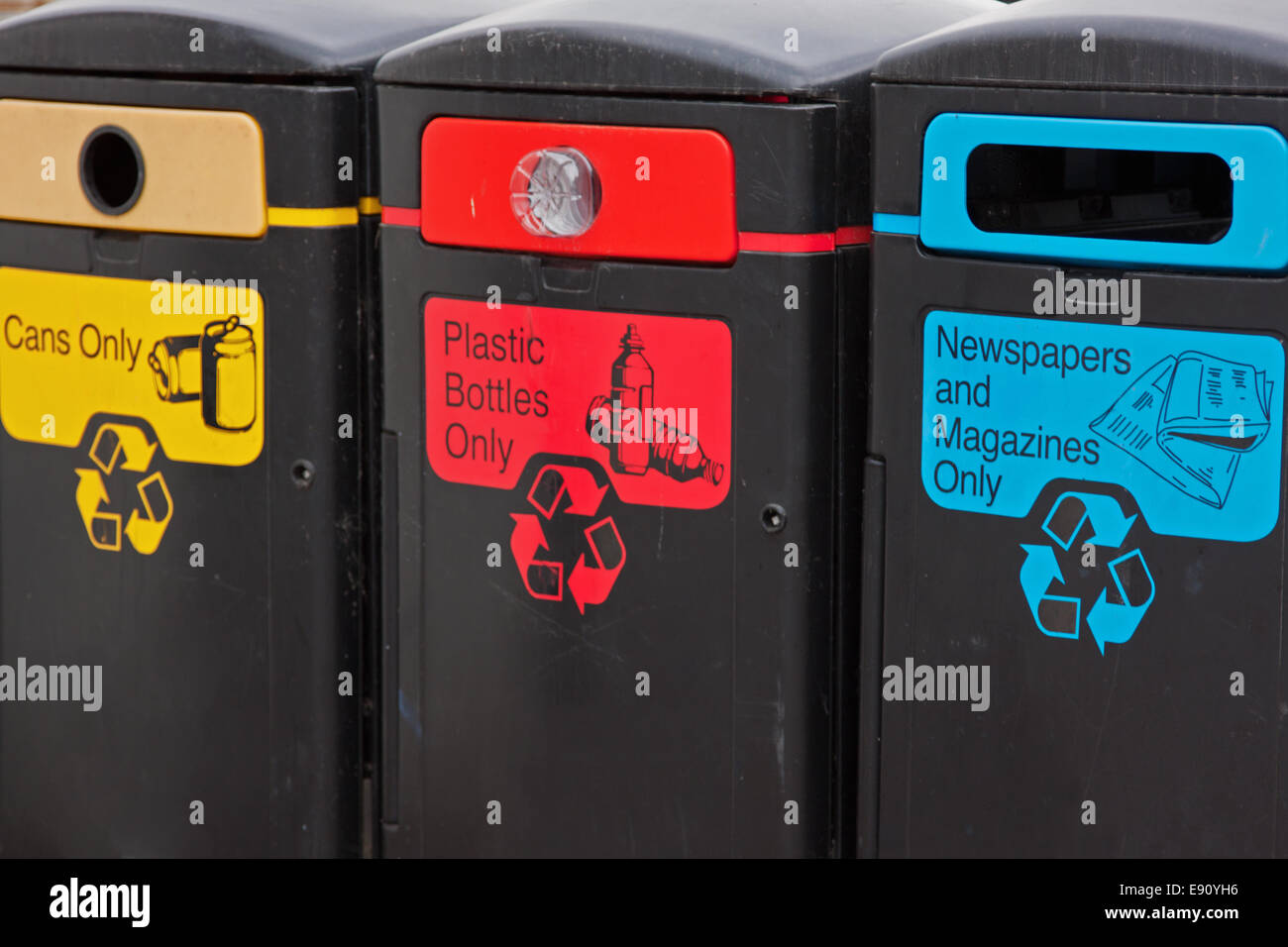 Garbage receptacles hi-res stock photography and images - Alamy