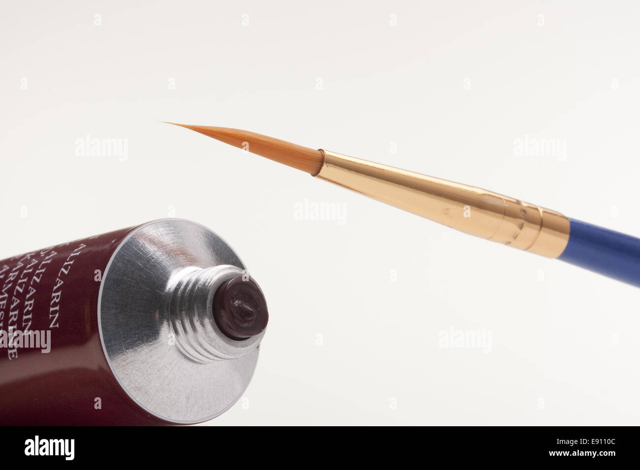 Paint tube hi-res stock photography and images - Alamy