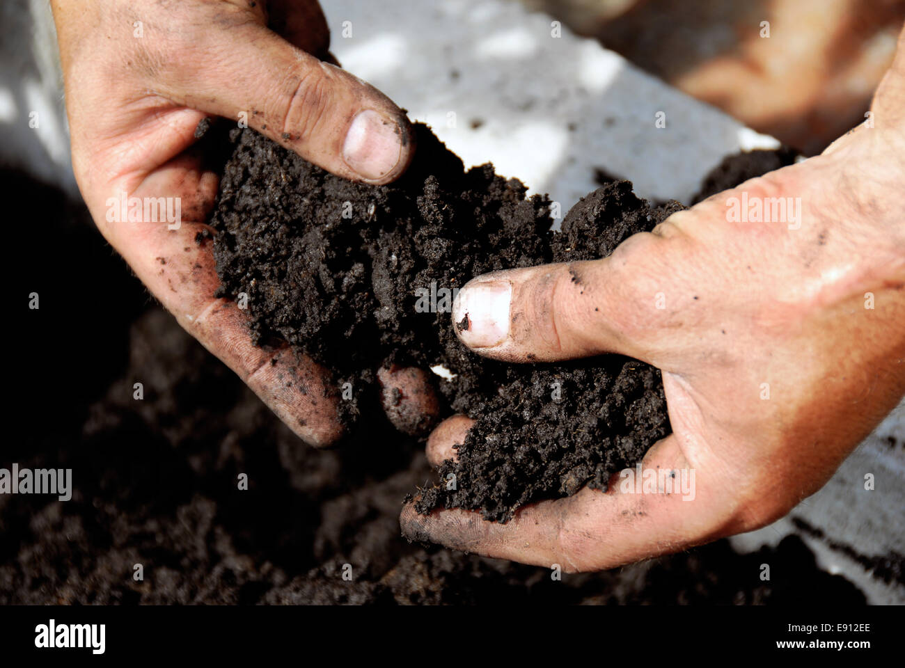 Black alkali hi-res stock photography and images - Alamy