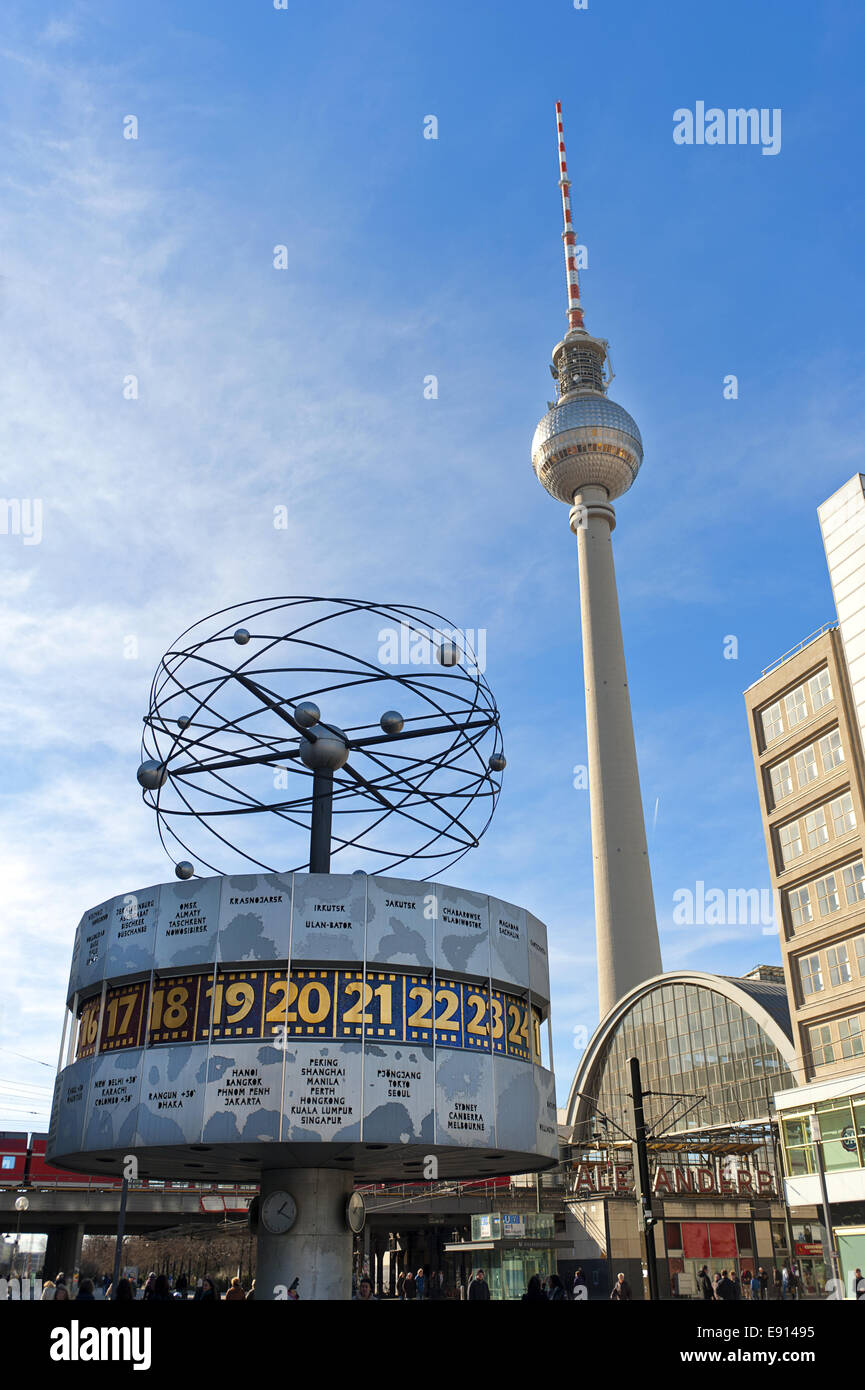 Weltuhr alexanderplatz hi-res stock photography and images - Alamy