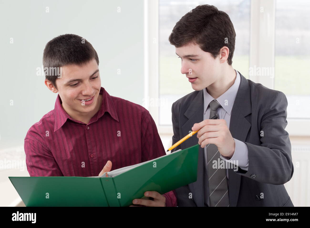 Debate student hi-res stock photography and images - Alamy