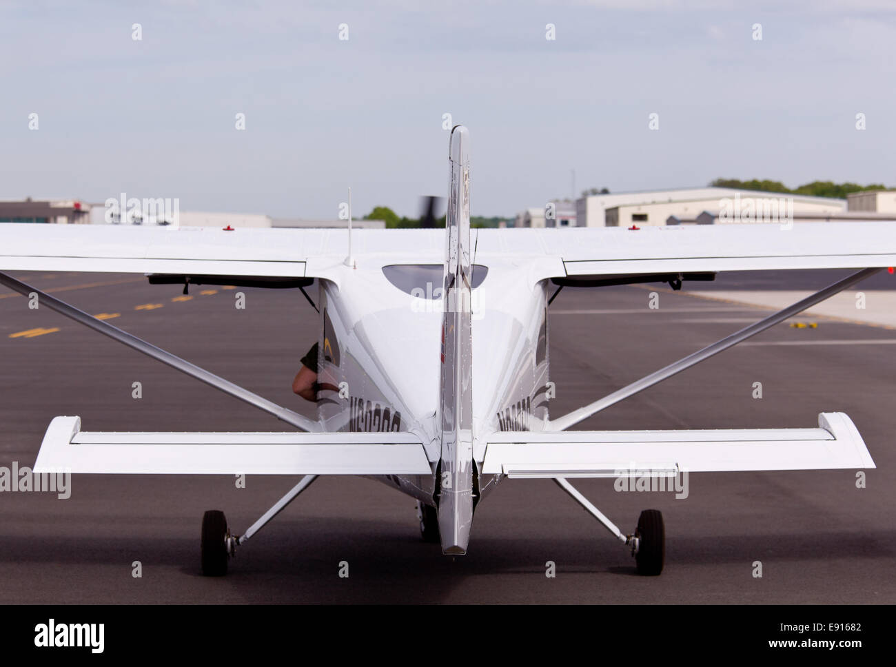Private wings hi-res stock photography and images - Alamy