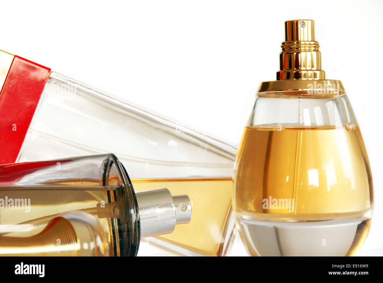 Fragrant perfumes hi-res stock photography and images - Alamy