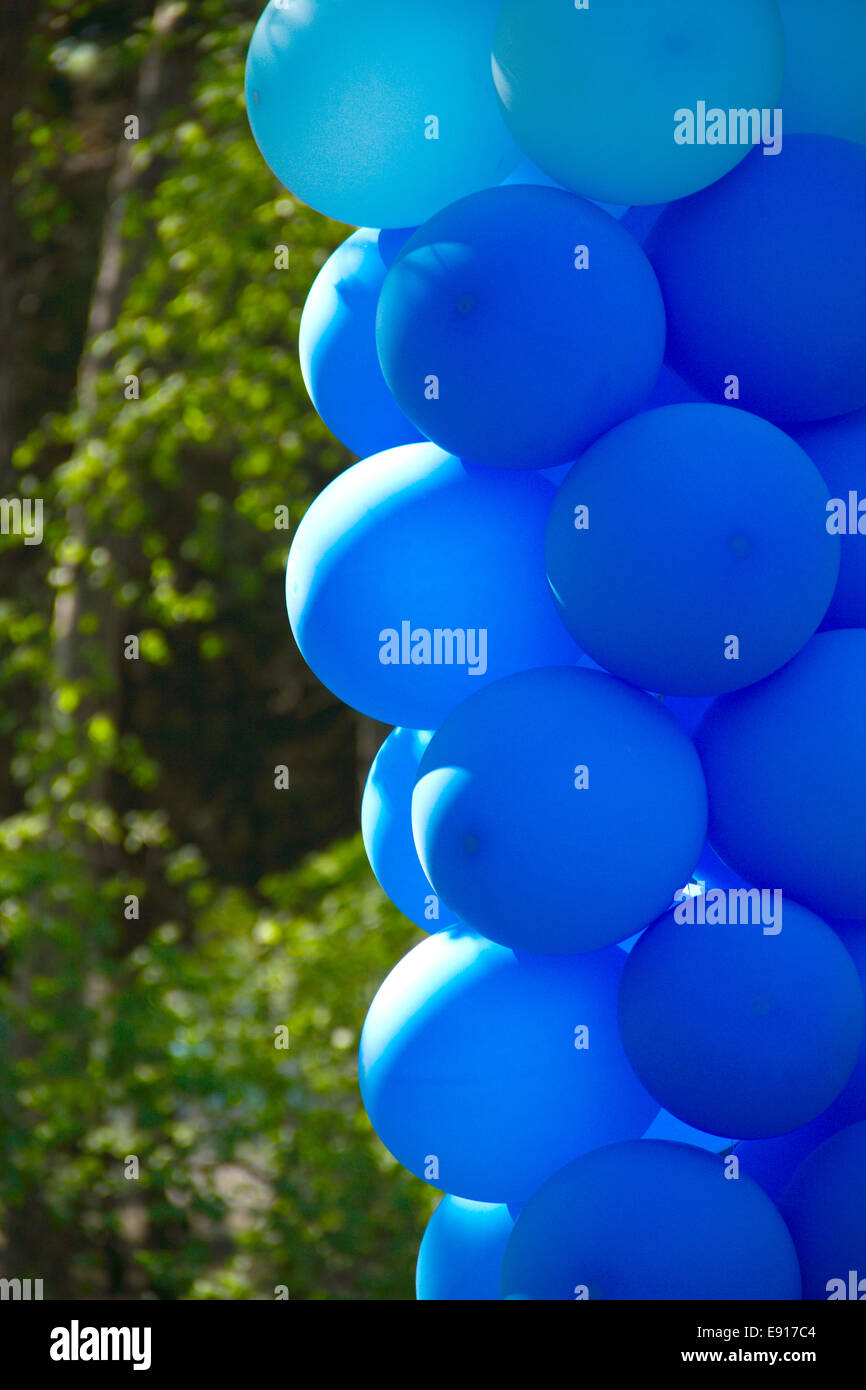 Flying balloons hi-res stock photography and images - Alamy