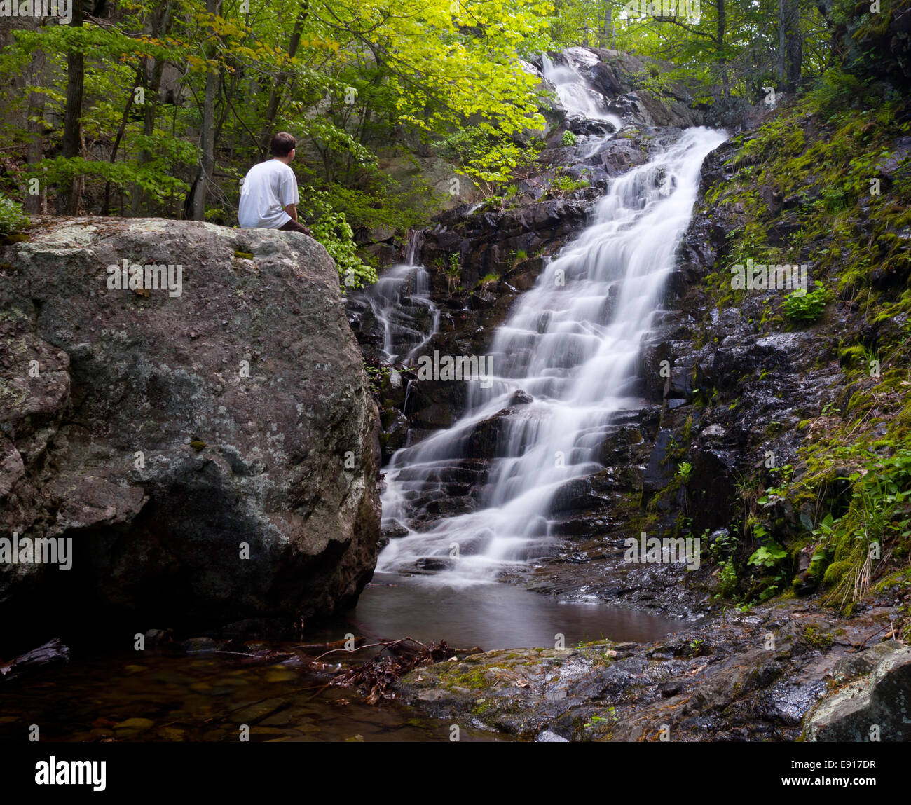 Overall run waterfall hi-res stock photography and images - Alamy