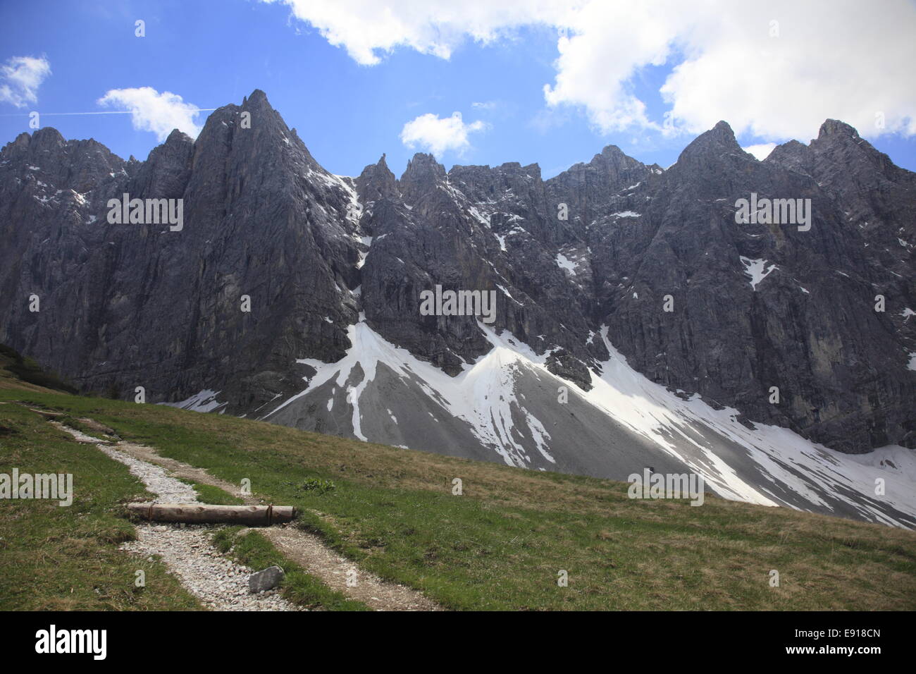 Lofty wall hi-res stock photography and images - Alamy