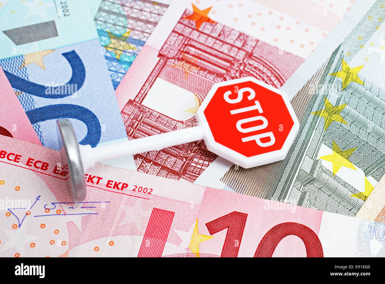 Bank stopschild deutschland hi-res stock photography and images - Alamy