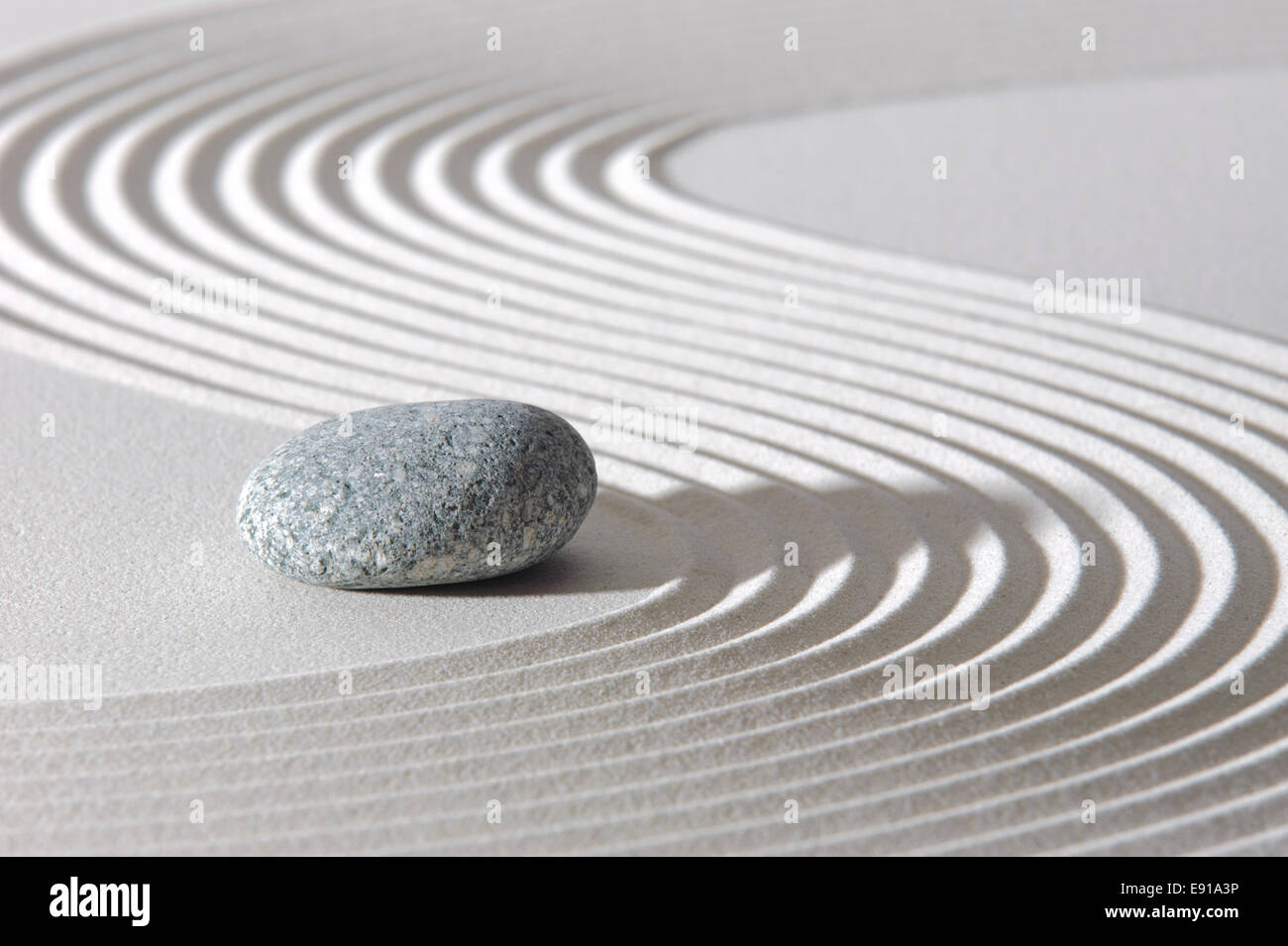 Zen garden japan hi-res stock photography and images - Alamy