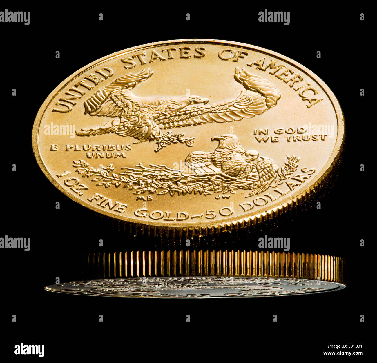 Gold loot image hi-res stock photography and images - Alamy