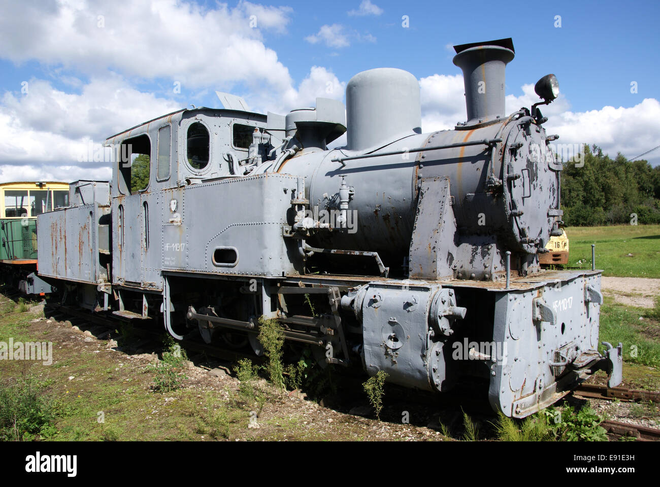 Narrow gauge blue steam locomotive hi-res stock photography and images ...
