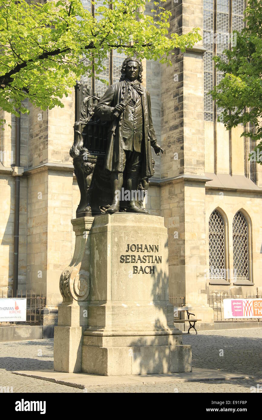 Johann sebastian bach denkmal hi-res stock photography and images - Alamy