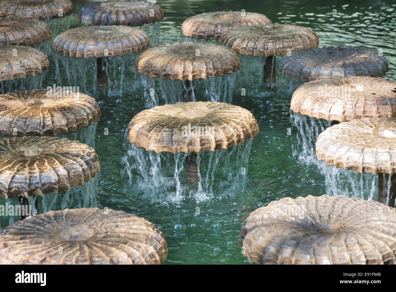 Munich fountain hi-res stock photography and images - Alamy