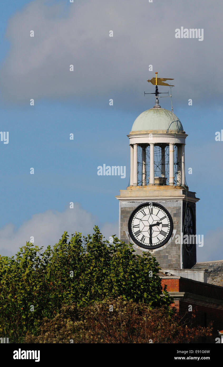 Town hall clock hi-res stock photography and images - Alamy